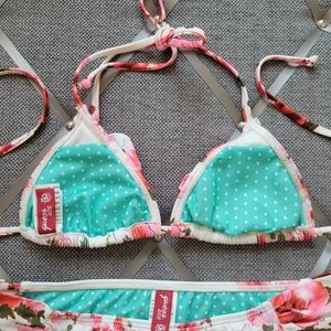 Guess | Swim | Nwot Guess Floral 2 Piece Bikini Set Swimsuit | Poshmark